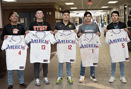 SISD student-athletes pledge to continue their education and play ...